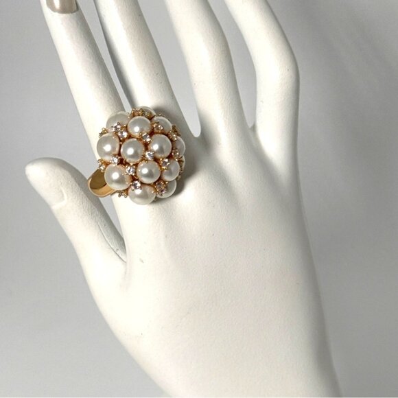 kate spade | Jewelry | Kate Spade New York Pearl Cluster Cocktail Ring ...